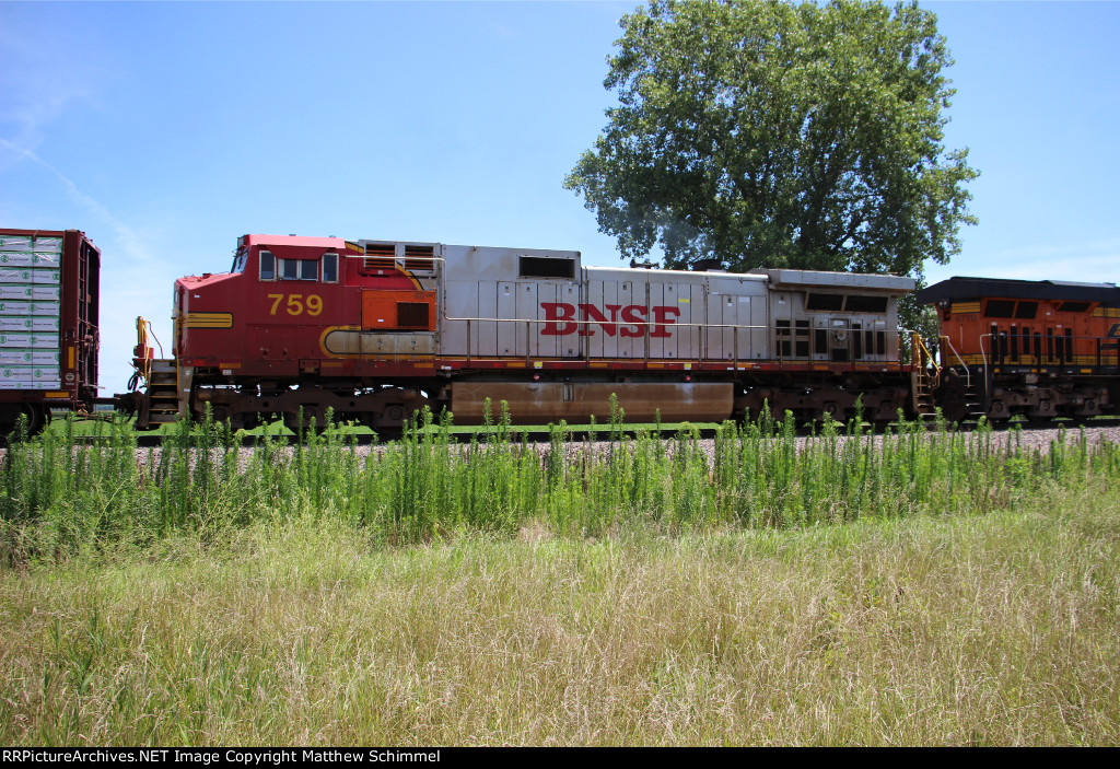BNSF 759